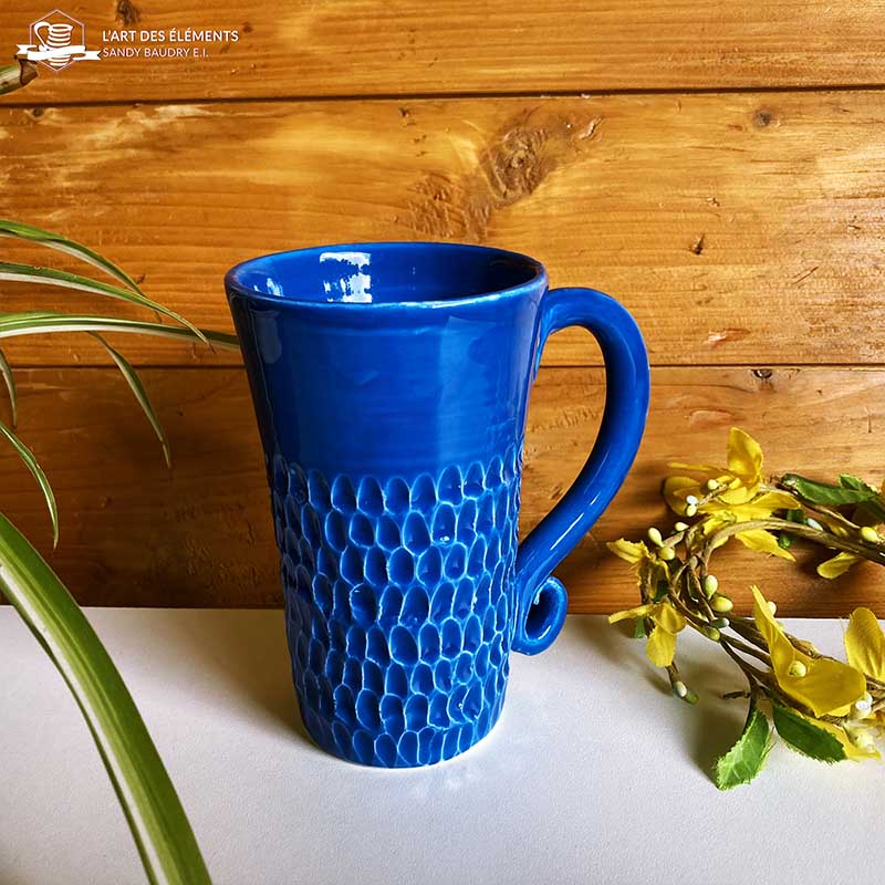 Grande Tasse Alvéole – L Art des Éléments – SANDY BAUDRY E.I.